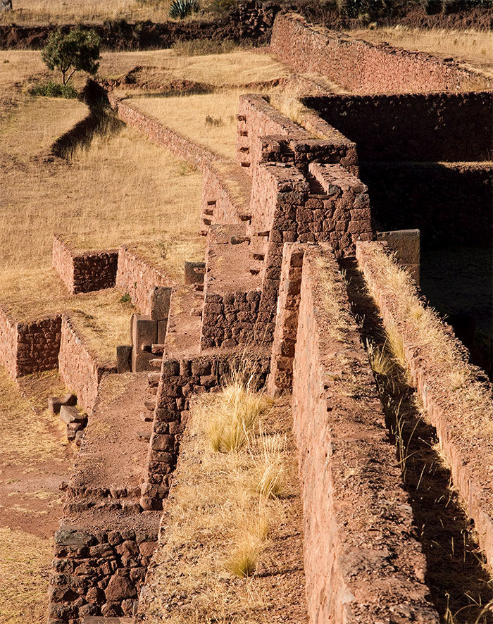 The Rise and Fall of the Wari Complex of Cerro Baul in Peru – MIKE ...